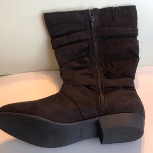 comfortview | Shoes | Womens Comfort View Suede Zip Boots | Poshmark